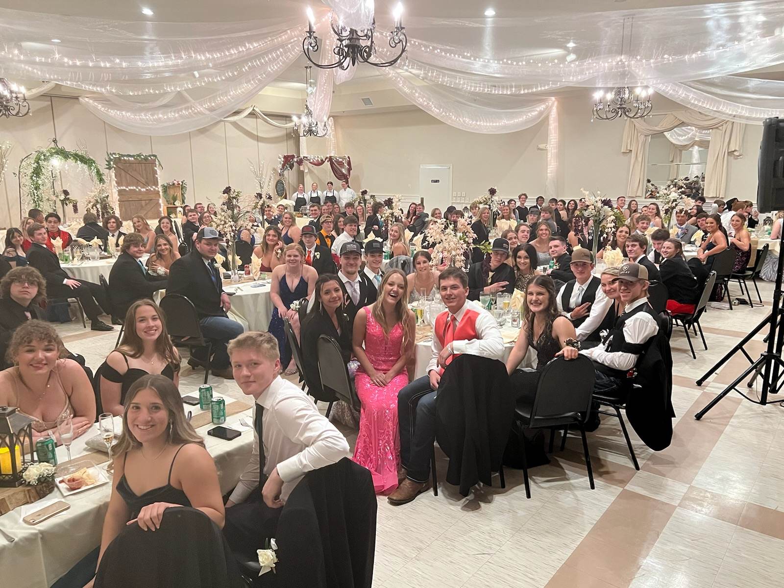 GroupPhotoNorthern Lights Ballroom & Banquet Center | Milaca, Minnesota